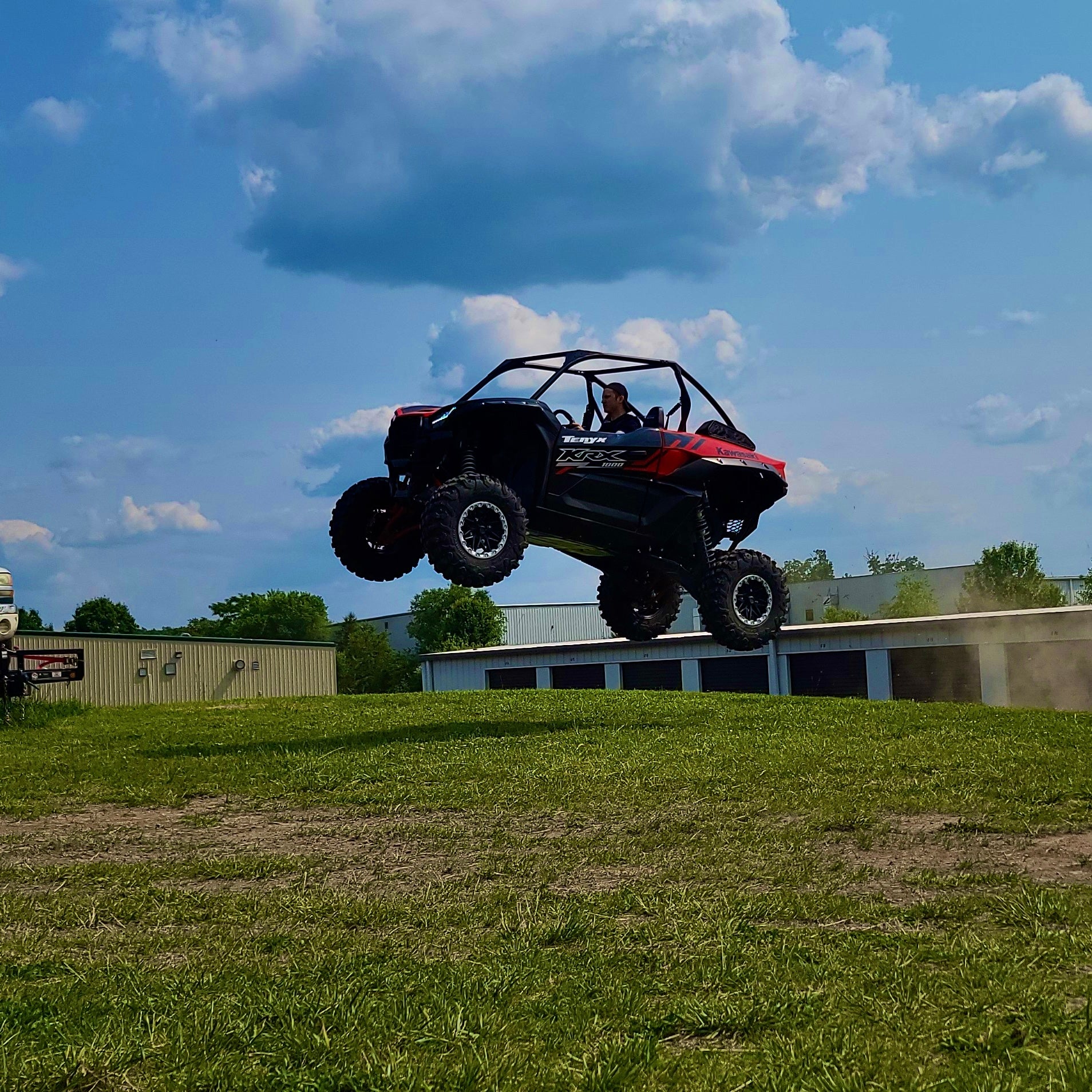 KRX 1000 – Perfect Circle Engines